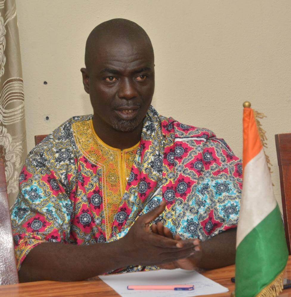 Le chef d'Anono marque sa surprise face "au projet de Rénovation" des ...