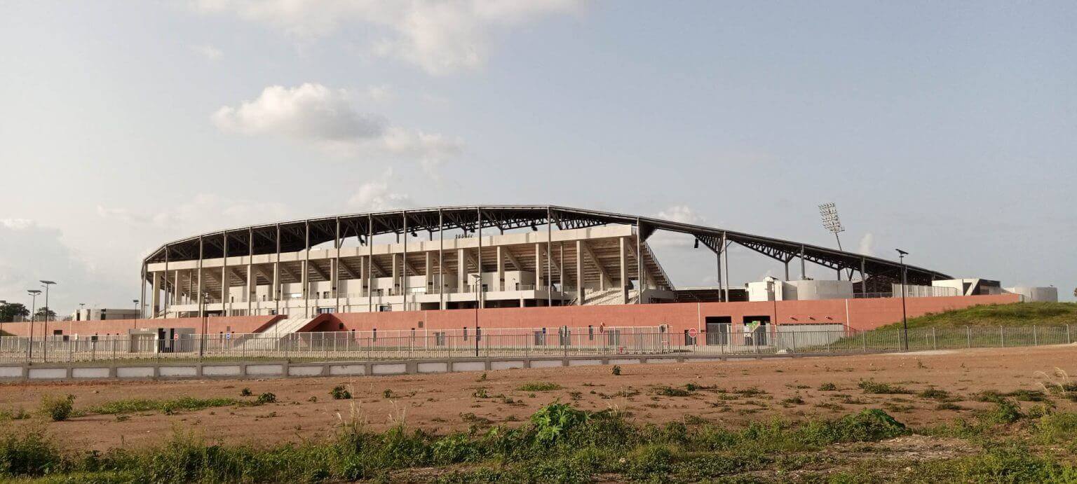 Le stade de Yamoussoukro nommé Stade de l'année 2022 ...