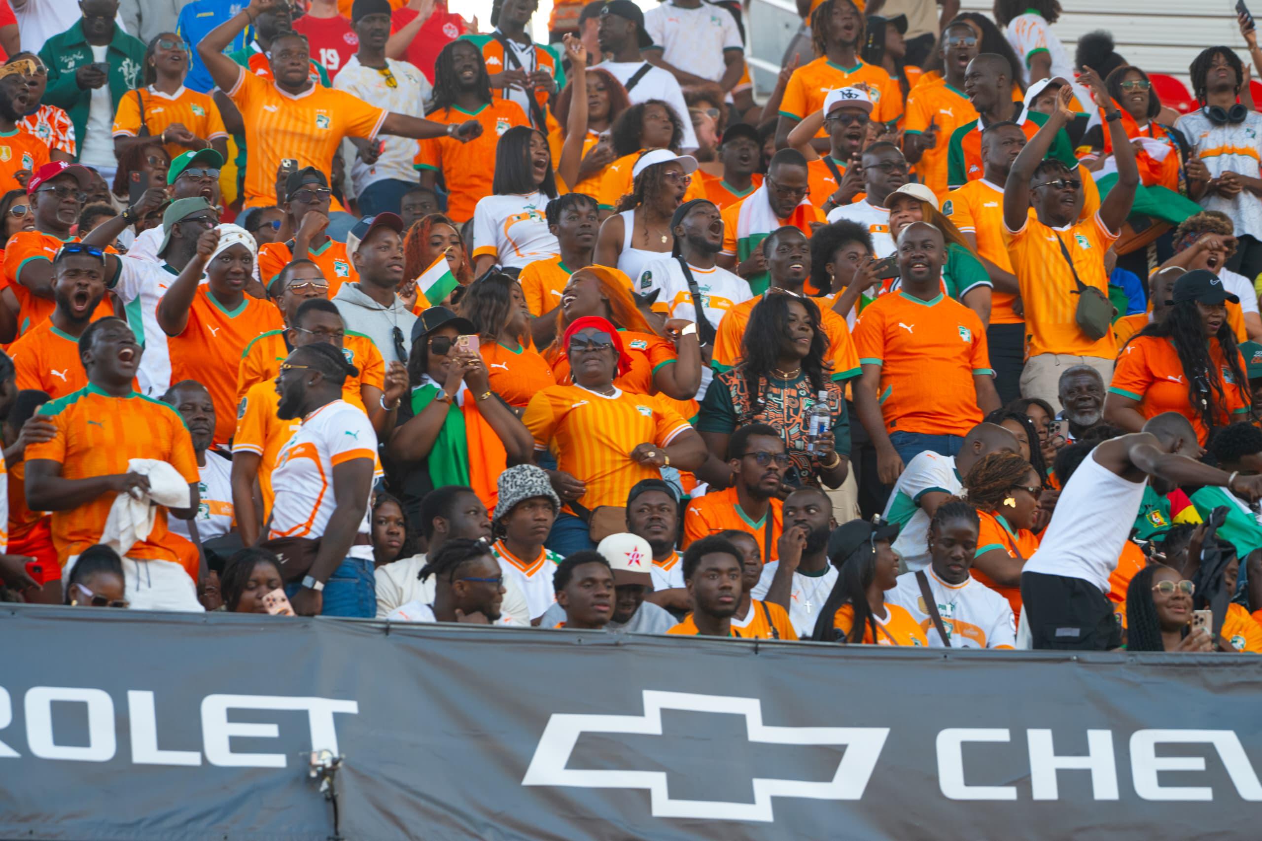 Football - Canadian Shield 2025 : les supporters des Éléphants gagnent ...